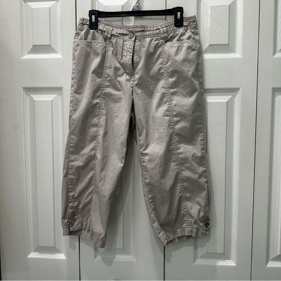 JM Collection | Shorts | Jm Collection Womens Gray Cargo Shorts | Poshmark